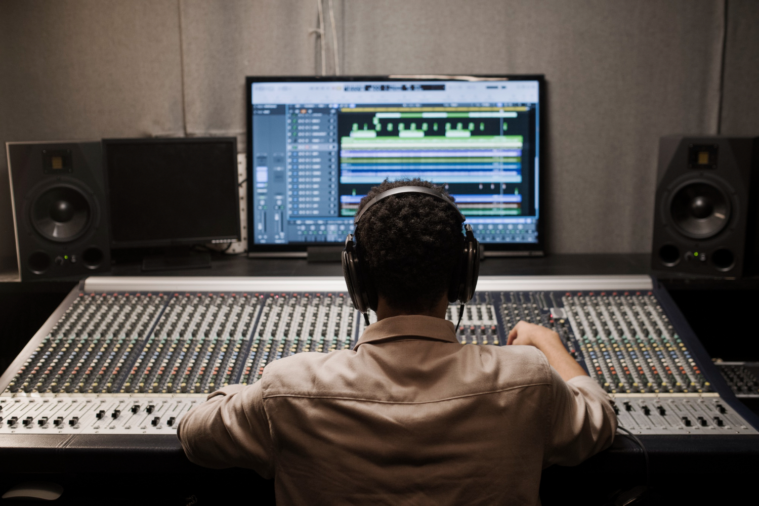 Tips for Improving the Quality of Your Music with Audio Plugins